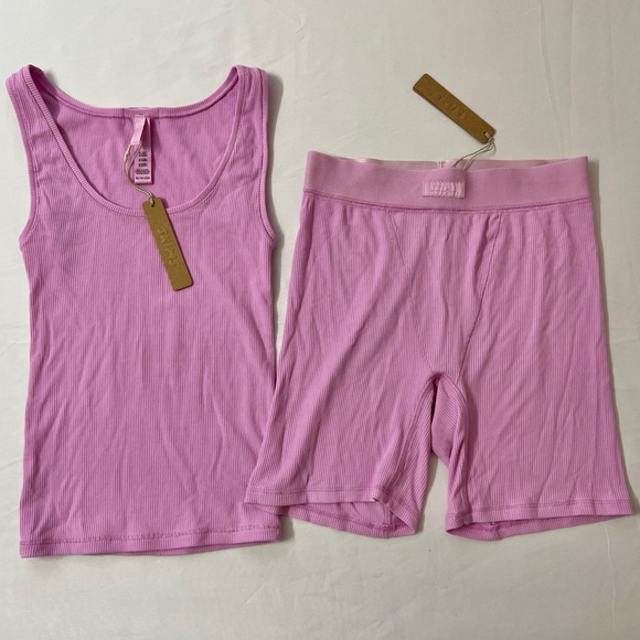 SKIMS | Tops | Skims Soft Lounge Ribbed Tank Top Boxer Shorts Short Set ...